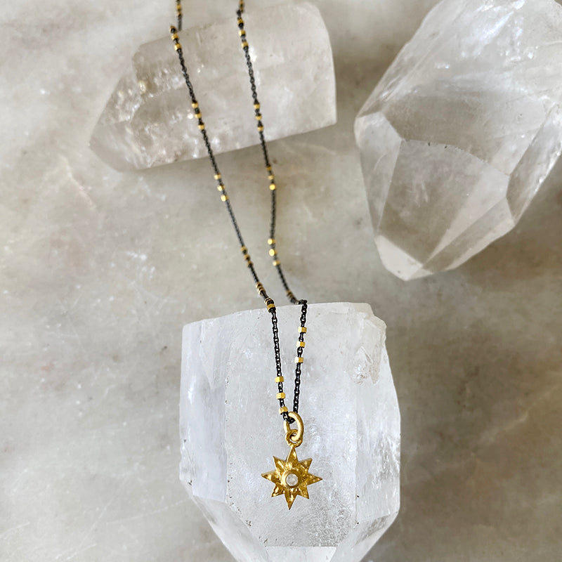 Robindira Unsworth Rana Golden Starburst Necklace
